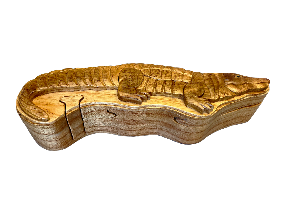 3-D wooden alligator puzzle box – Alligator King